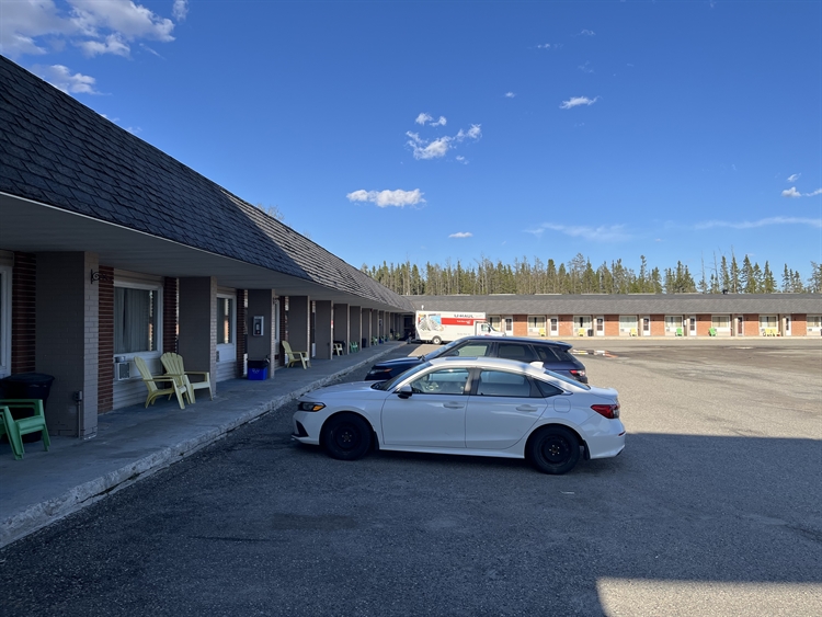 Buy a 40 Room Motel In Cochrane, ON