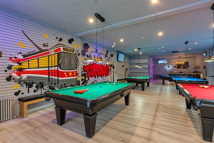 Buy a Snooker And Pool Lounge Business